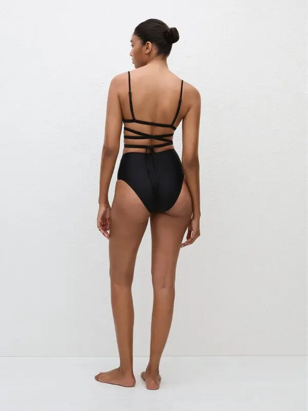Matteau Wrap Triangle Bikini Top - Black
