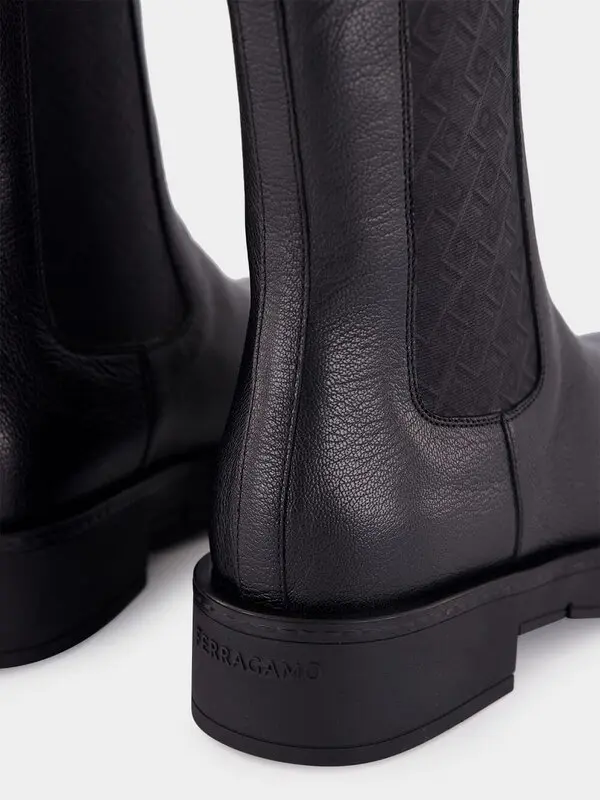 FERRAGAMO Chelsea Boot - Black