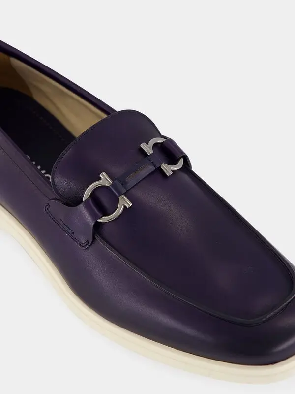 FERRAGAMO Gancini Loafer