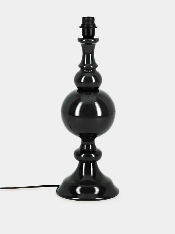 HOUSE OF CAPRICORN Sado Wood Lamp Base - Black