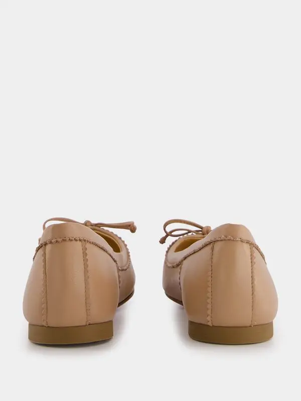 CHRISTIAN LOUBOUTIN Mamadrague Ballerinas - Beige