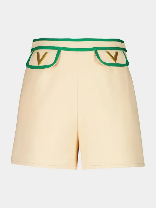 Valentino Garavani Crepe Shorts With V Pockets - Beige