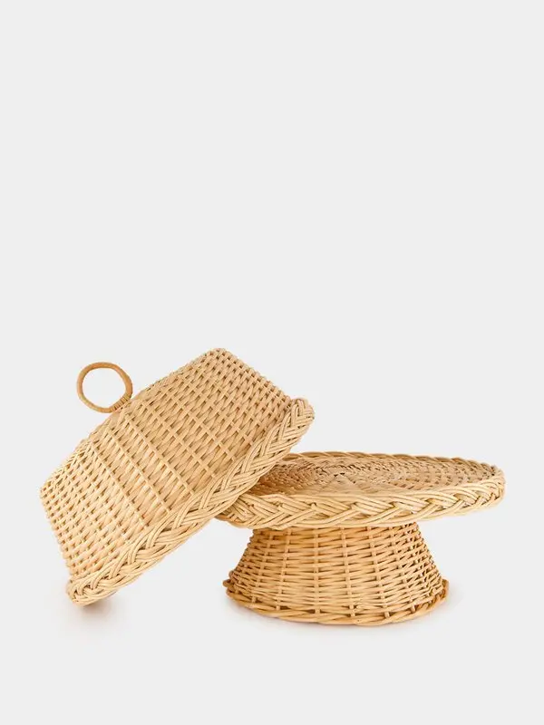 HOUSE OF CAPRICORN Handmade Vitória Wicker Cake Plate