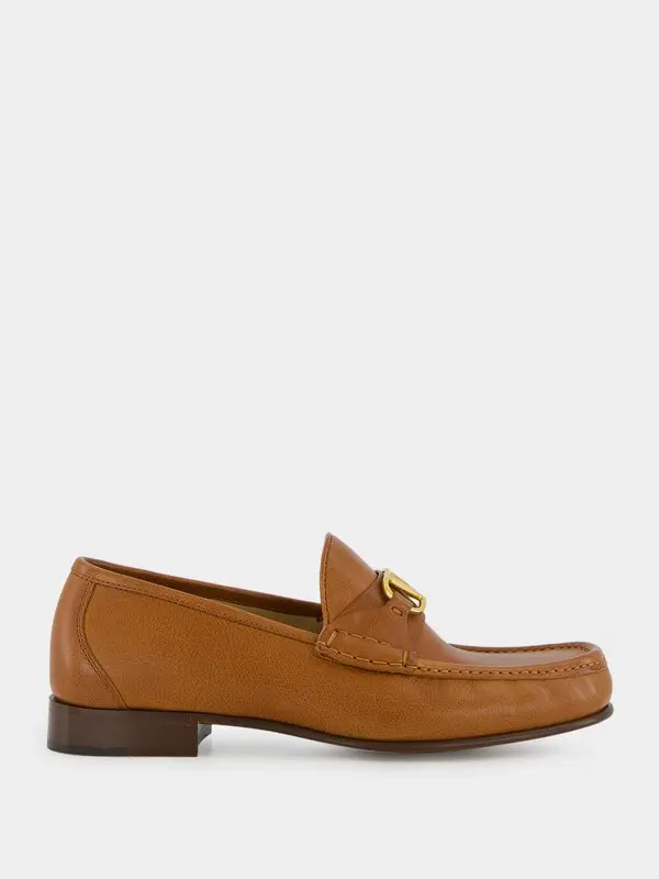 Valentino Garavani V-logo Signature Loafers - Brown