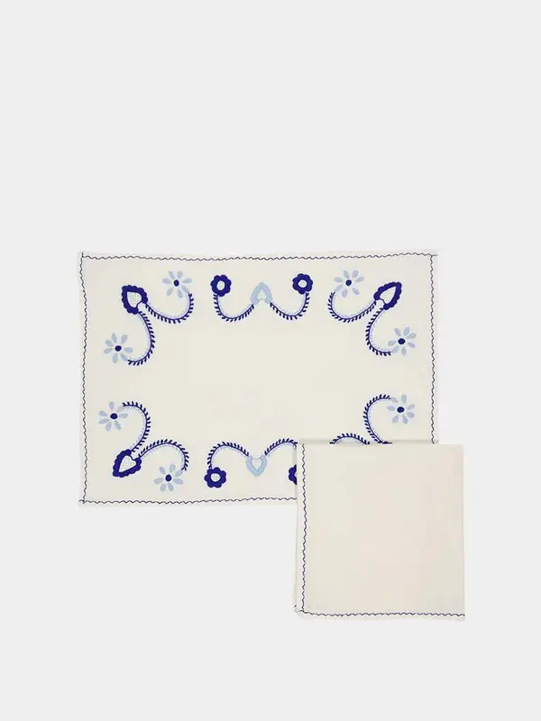 HOUSE OF CAPRICORN Hand-embroidered Viana White Linen With Embroidery Placemat And Napkin Set - Blue
