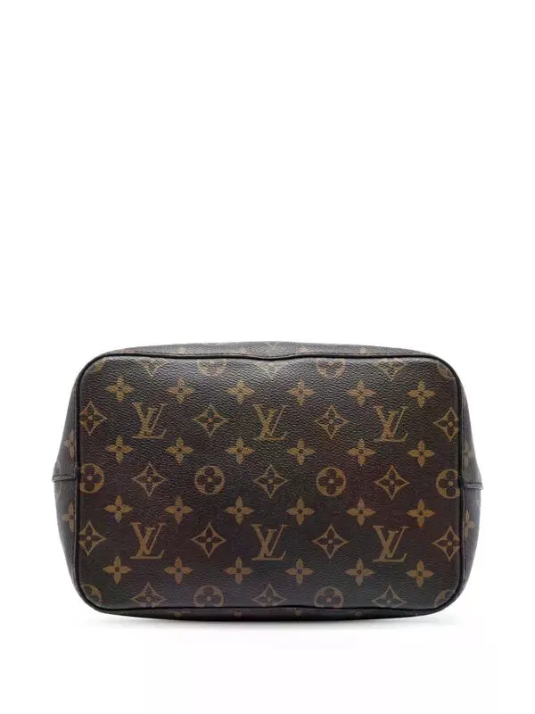 LOUIS VUITTON 2017 Monogram Neonoe Mm Bucket Bag