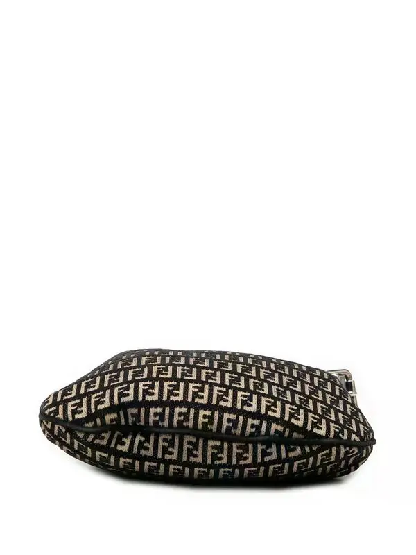 Fendi 2000-2010 Zucchino Canvas Oyster Shoulder Bag - Black