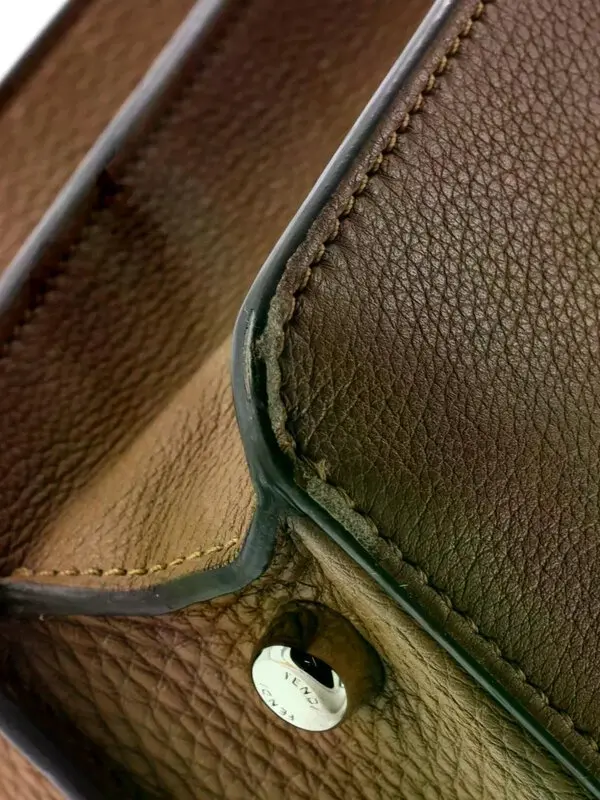 Fendi Peekaboo Iseeu Medium Briefcase - Brown