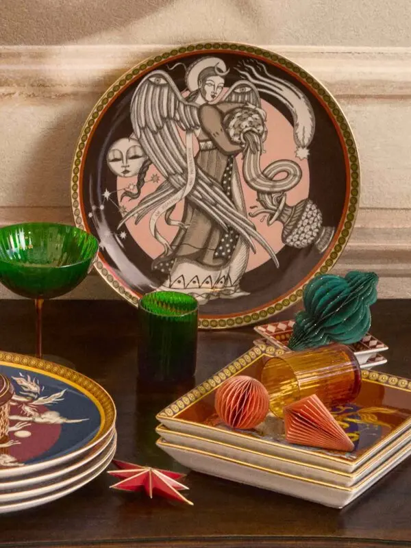 La DoubleJ The Angel Brown Decorative Plate - Multicolour