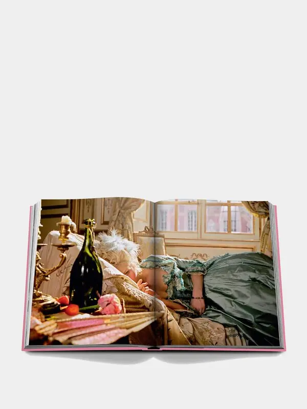 Assouline 18th Century Style - Multicolour
