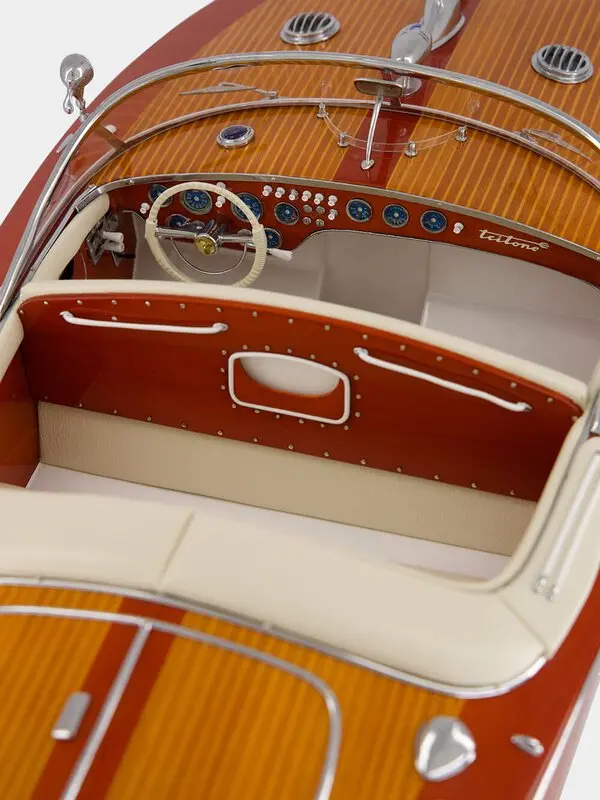 KIADE Riva Super Tritone Scale Model