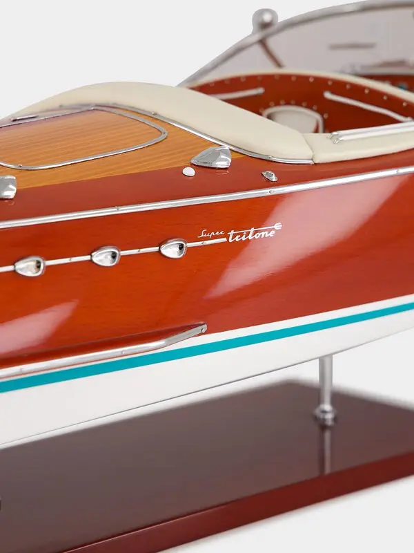 KIADE Riva Super Tritone Scale Model