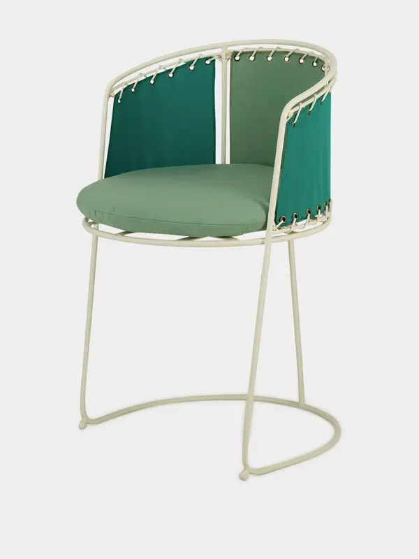 HONORÉ Fern Outdoor Chair With Canvas