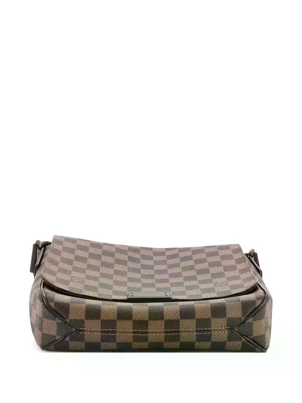 LOUIS VUITTON District Messenger Bag Damier Pm