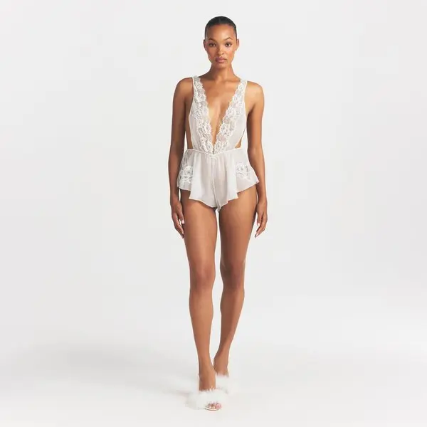 SKIMS Plunge Teddy - Ivory