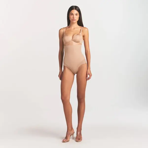 SKIMS Core Sculpt High Waisted Brief | Light Neutral | | Power Mesh Shapewear - Clay