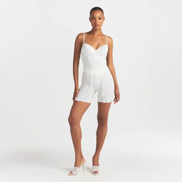 SKIMS Lace Shapewear Short - Ivory