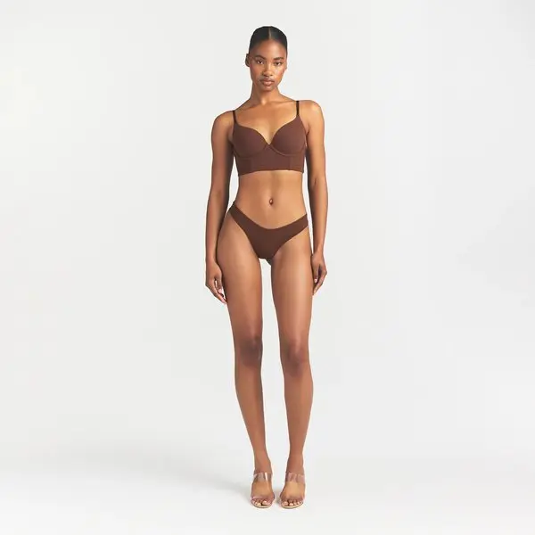 SKIMS Low Back Longline Bra | Deep Neutral | | Fits Everybody - Cocoa