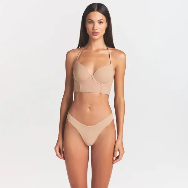SKIMS Low Back Longline Bra | Light Neutral | | Fits Everybody