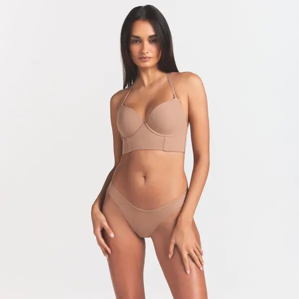 SKIMS Low Back Longline Bra | Medium Neutral | | Fits Everybody - Sienna