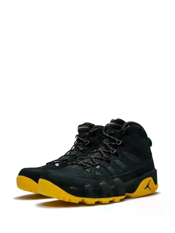JORDAN Ir 9 Retro Sneakers - Black