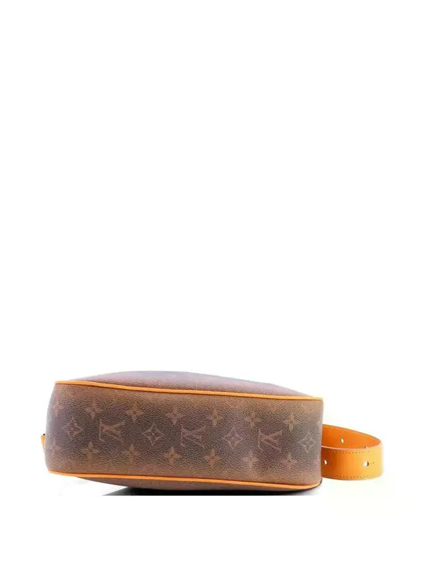 LOUIS VUITTON Pochette Accessoires Nm Monogram Shoulder Bag - Brown