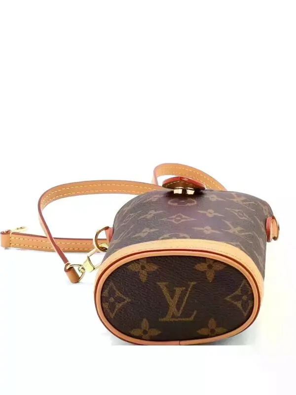 LOUIS VUITTON Fold Me Pouch Monogram Canvas - Brown