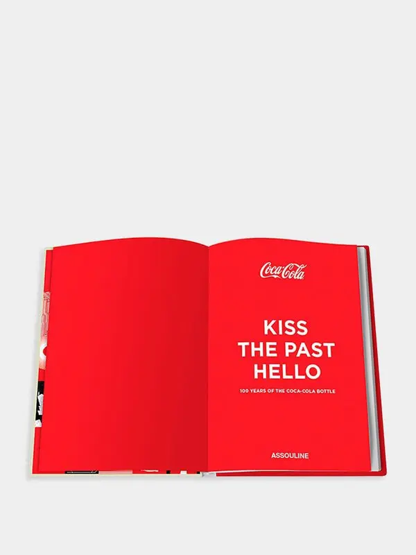 Assouline Kiss The Past Hello