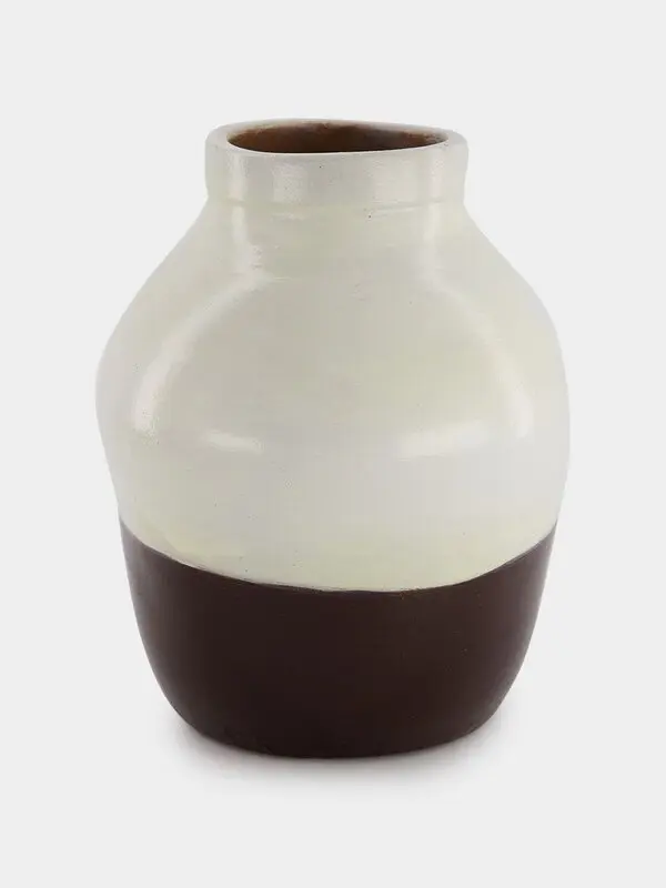 Madam Stoltz Earthenware Vase - White