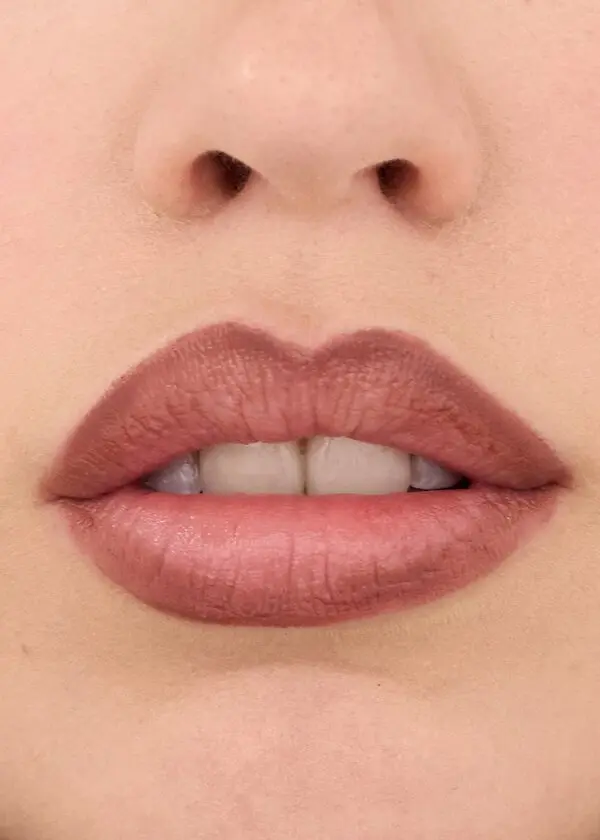 BOB BEAUTÉ The Lipliner