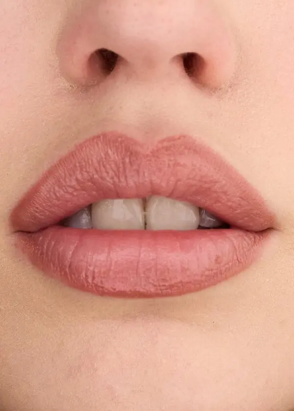 BOB BEAUTÉ The Lipliner