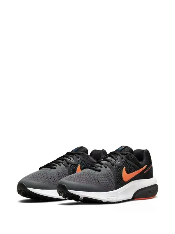 Nike Zoom Prevail Sneakers
