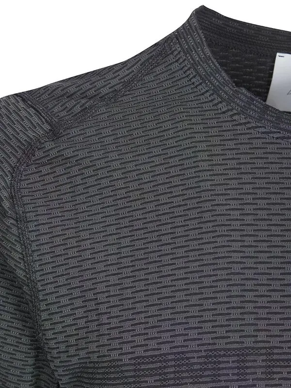 ROA Textured Crewneck T-shirt