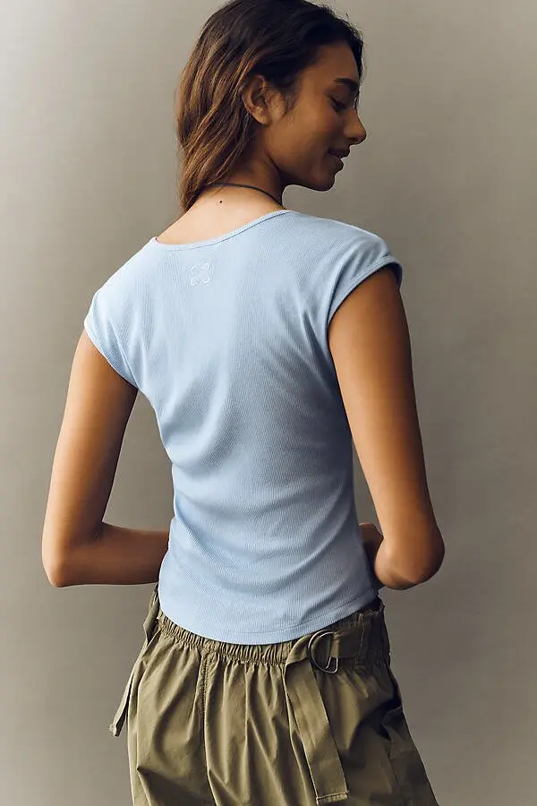 Maeve Betty V-neck Baby Muscle Tee - Hydrangea