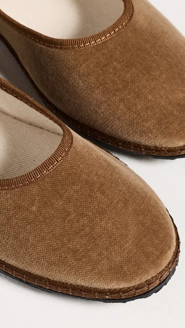 VIBI VENEZIA Velvet Mary Jane Flats - Torcello