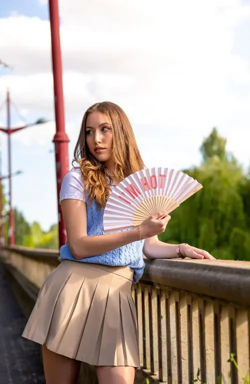 FISURA I'm Hot Foldable Hand Fan