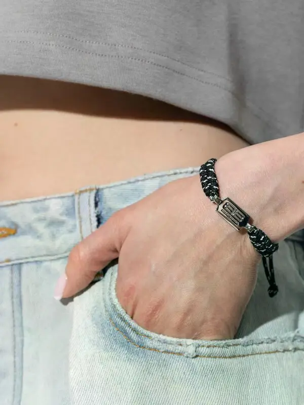 Balenciaga Saint-germain Logo-plaque Bracelet - Silver