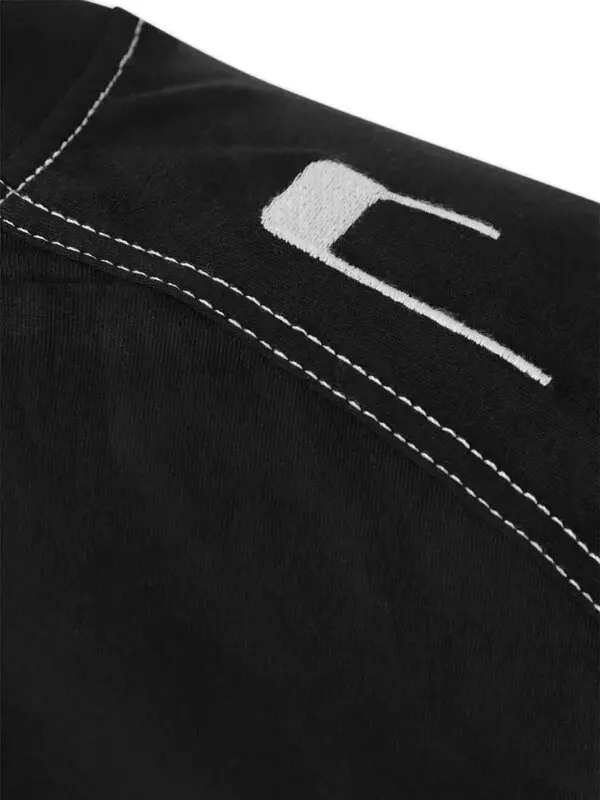 CARRER Hayes T-shirt