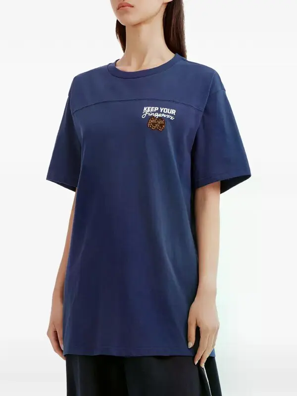 FINGERCROXX Embroidered Panelled T-shirt