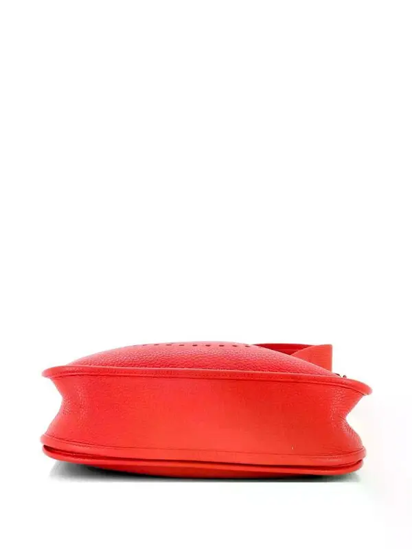 Hermès Evelyne Bag Gen Iii Clemence Pm - Red