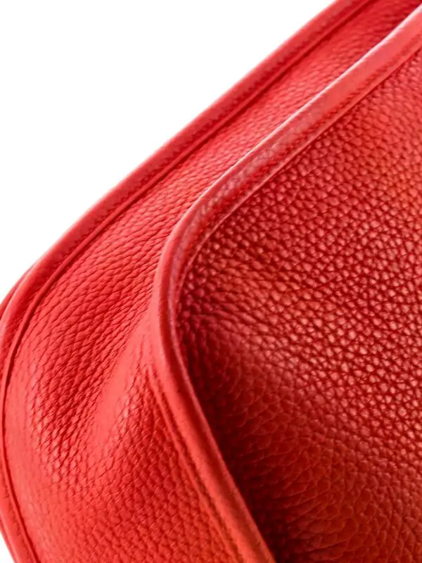 Hermès Evelyne Bag Gen Iii Clemence Pm - Red