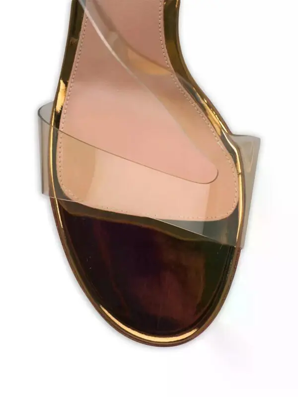 GIANVITO ROSSI Metropolis Sandals - Gold