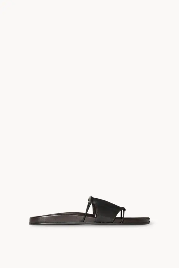 THE ROW Vivienne Slide - Black