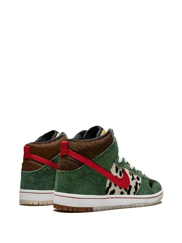 Nike Sb Dunk High Pro Qs Dog Walker Sneakers