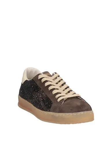 MOACONCEPT Low-top Sneakers