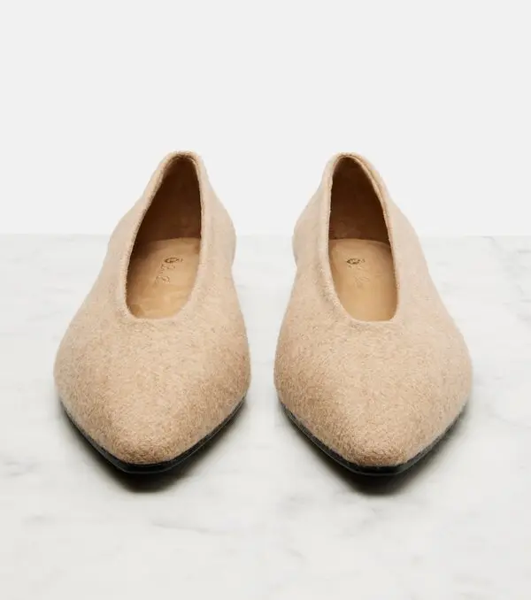 Loro Piana Rebecca Herringbone Ballerina Flats - Beige