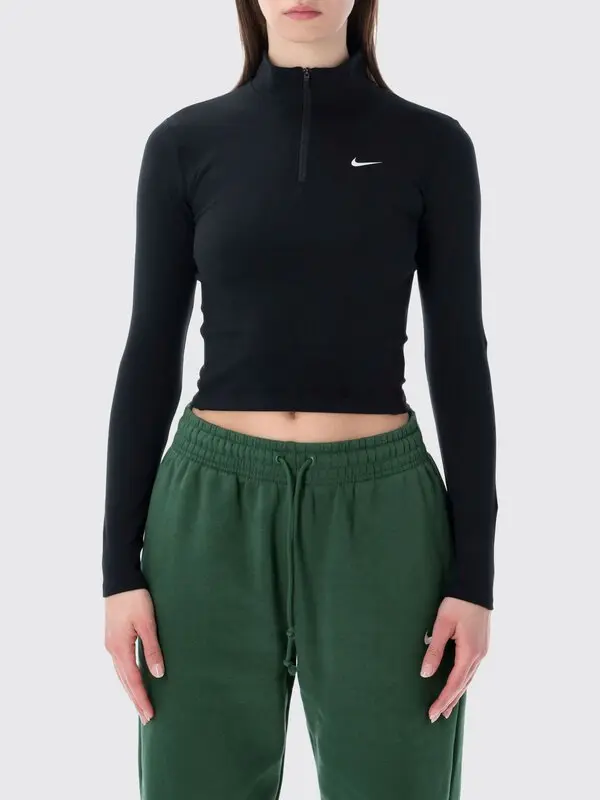 Nike Slim Fit Long-sleeved Technical Top With High Neck And Half Zip