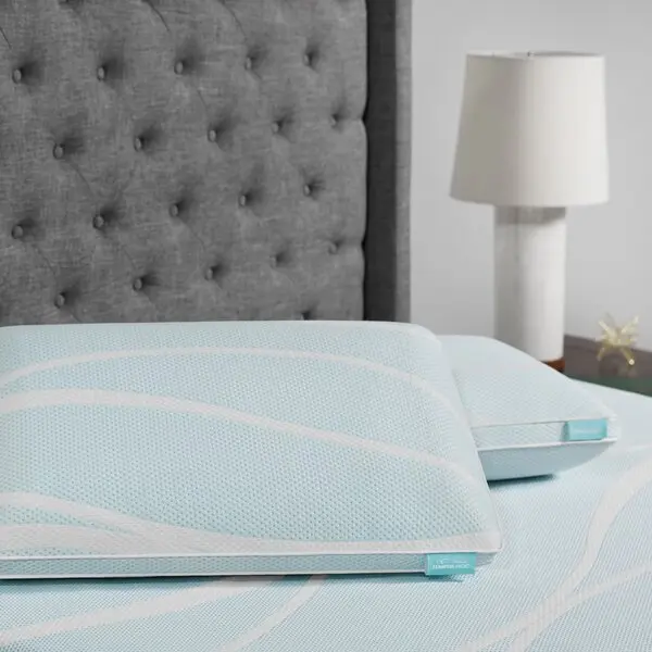 TEMPUR-PEDIC Breeze Prohi Medium Memory Foam Pillow, Queen