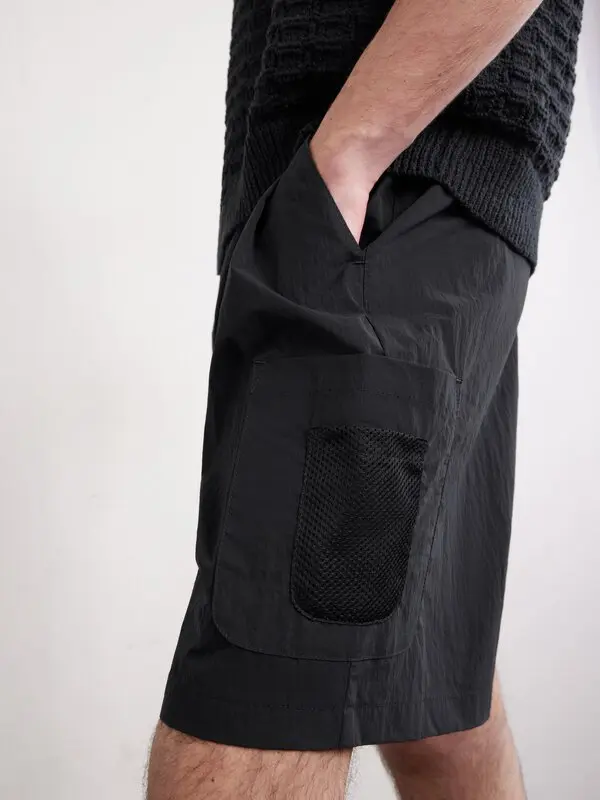 A KIND OF GUISE Quito Straight-leg Shell Drawstring Shorts - Black