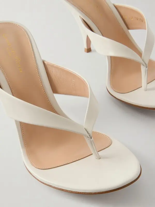 GIANVITO ROSSI Sofia 70 Leather Thong Sandals - White